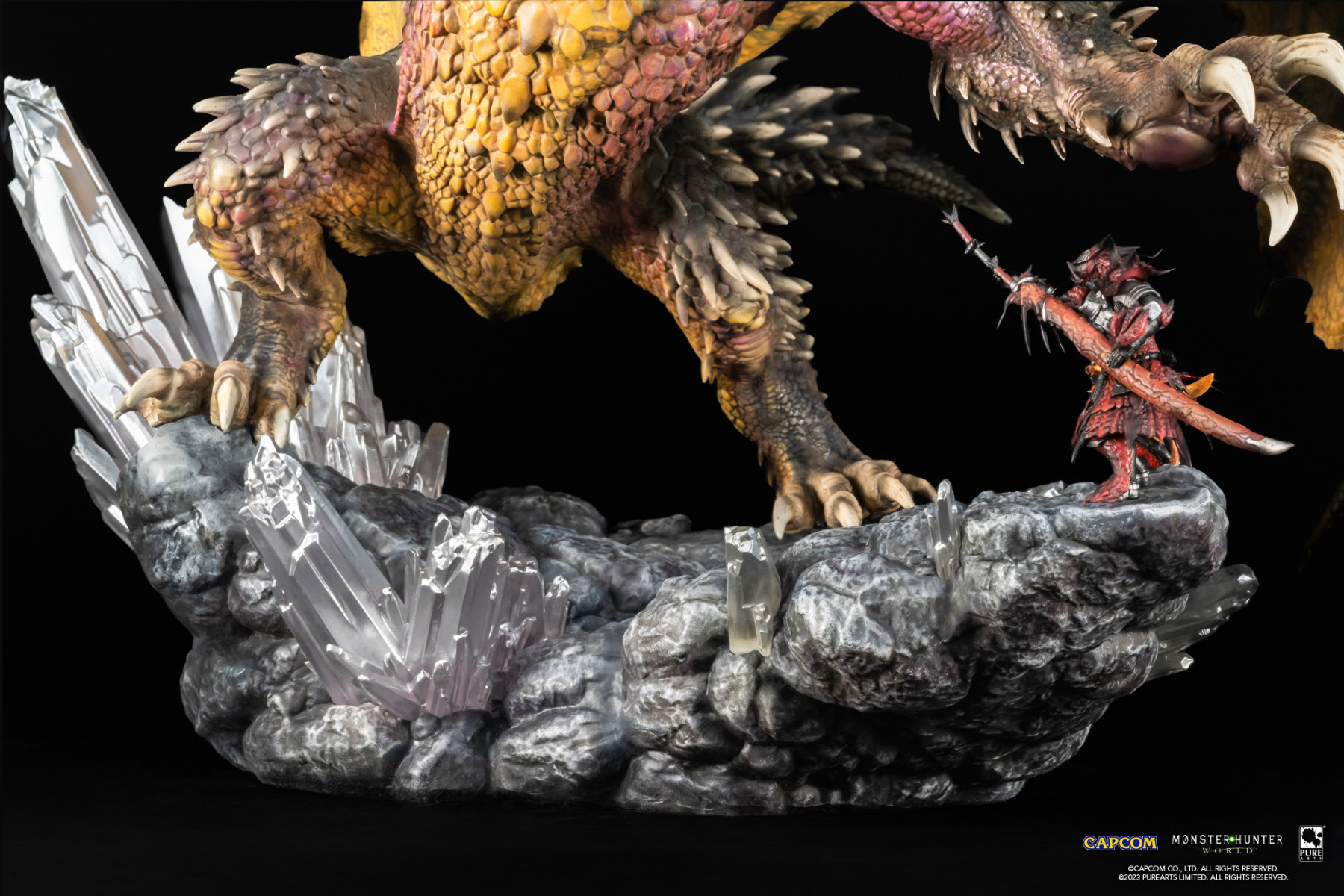 PA Monster Hunter World Nergigante Statue